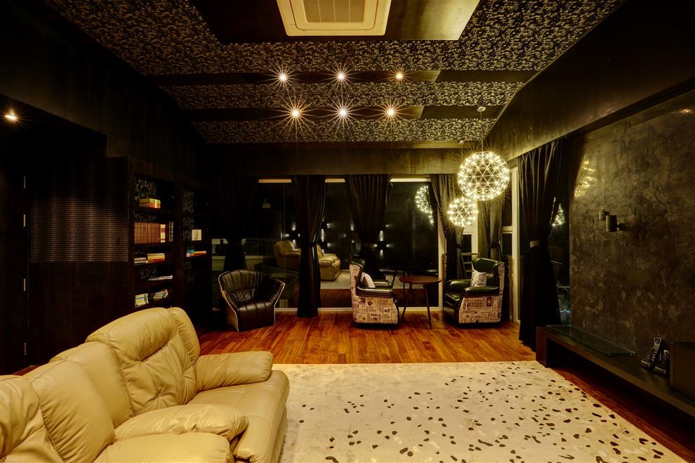 Bespoke Residence, Kerala: by Architect Alex Jacob