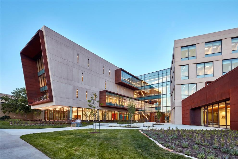 Igniting Conversations: Business School Design by Gensler