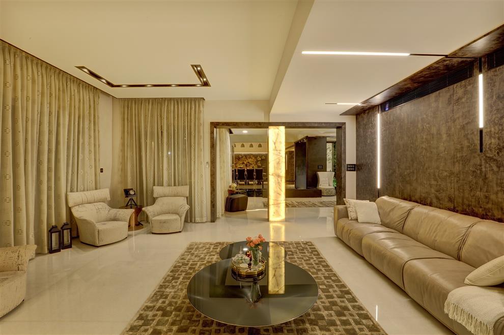 Bespoke Residence, Kerala: by Architect Alex Jacob